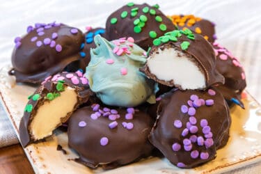 Marshmallow Easter Eggs - Tamara Ray