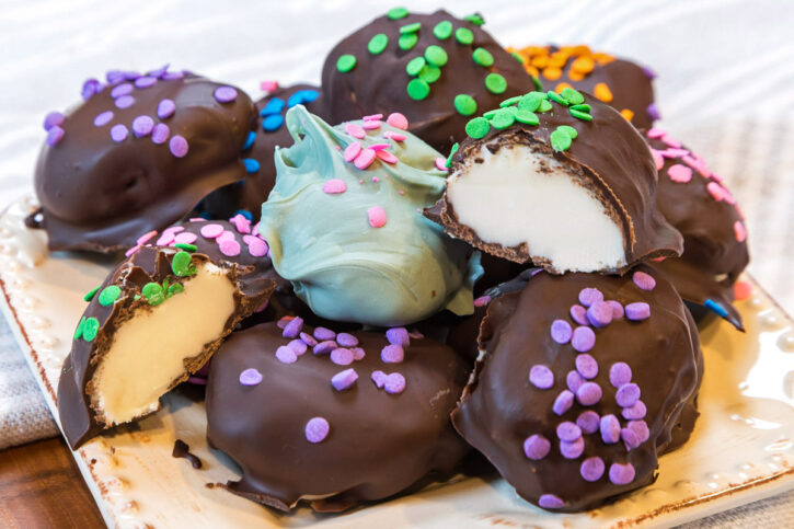 Marshmallow Easter Eggs - Tamara Ray