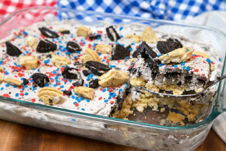 No Bake Oreo Cheesecake Bars - Tamara Ray