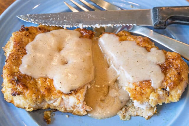 Southern Country Gravy - Tamara Ray